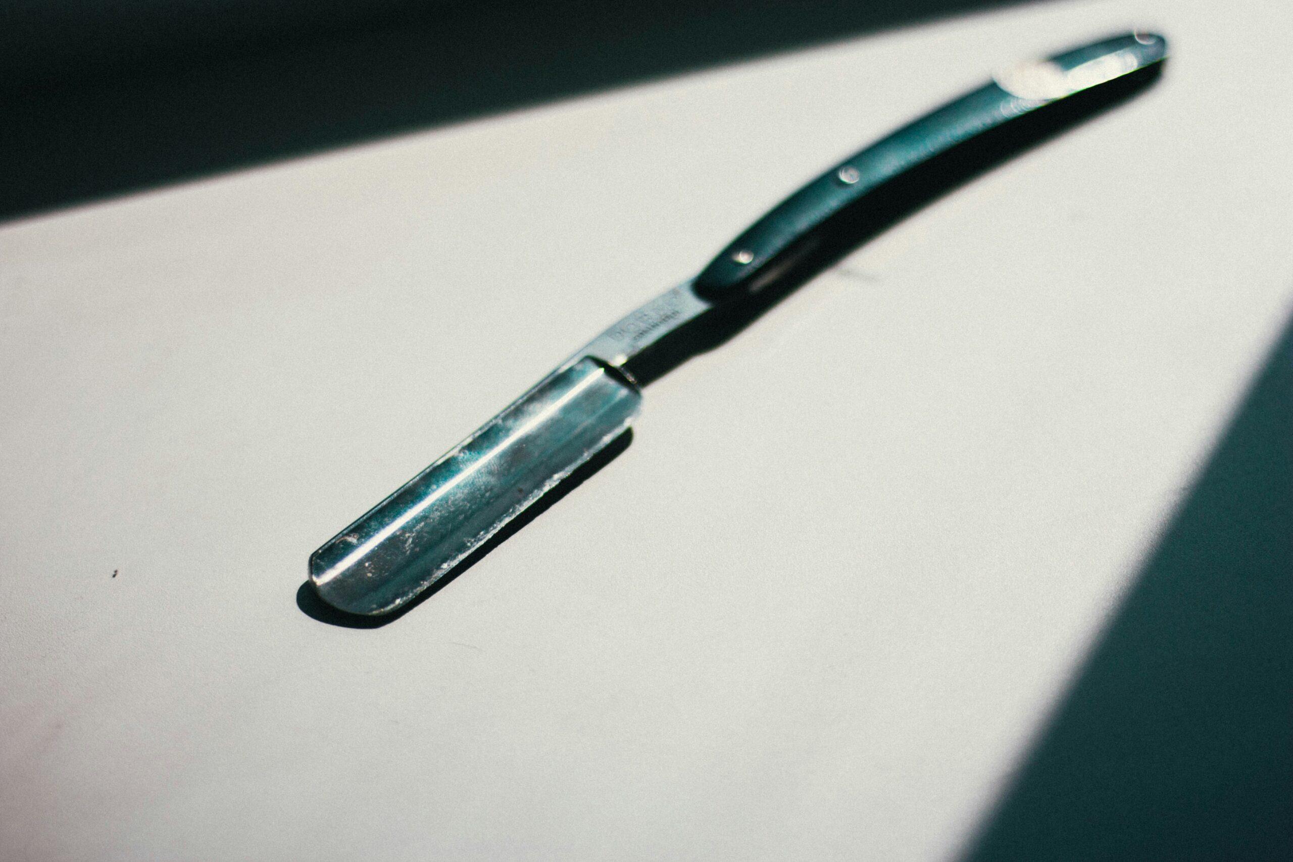 Why Hitchens’ Razor is Bad Epistemology - TheHumanist.com